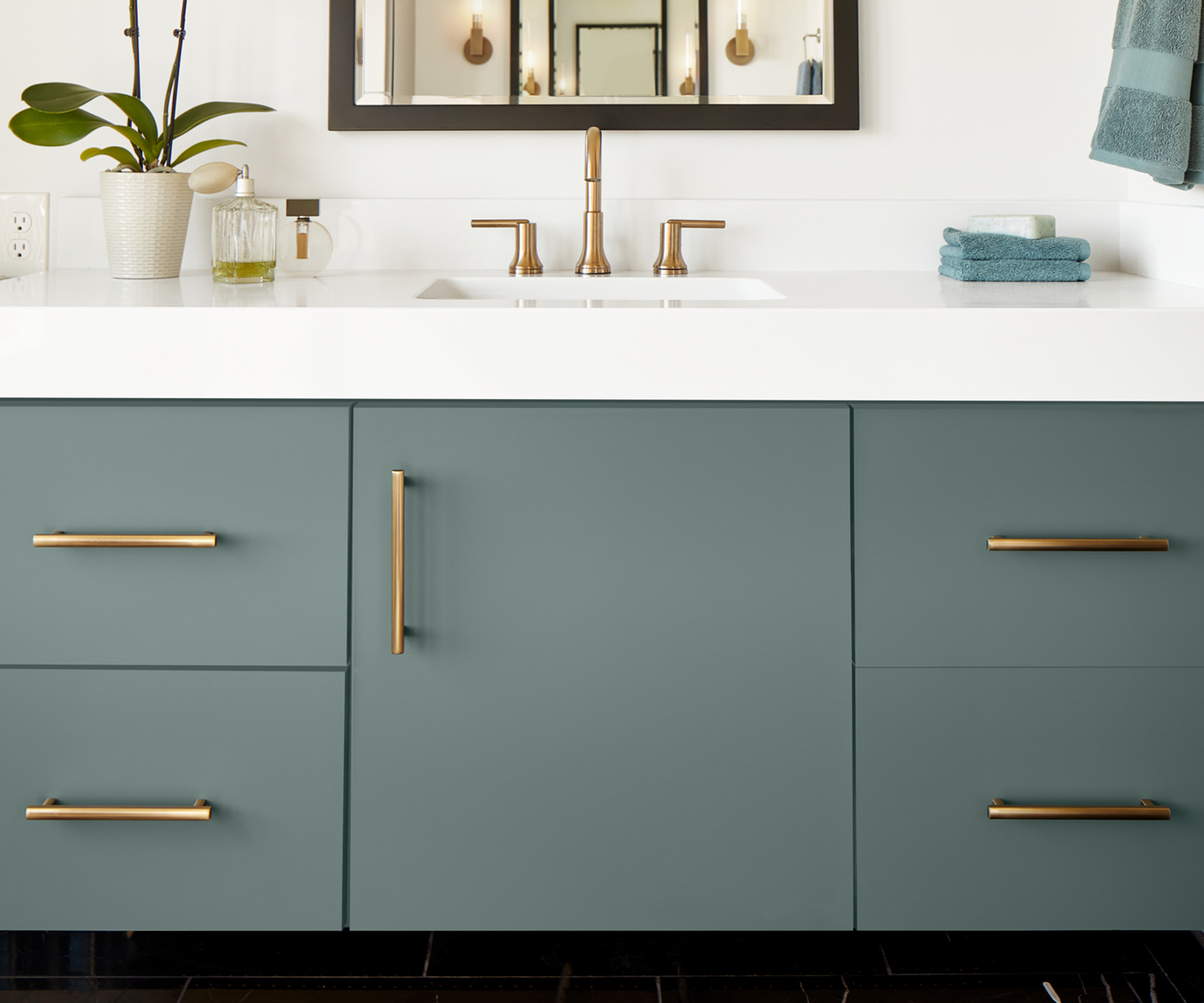 FENIX Residential Kitchen Surfaces | FENIX